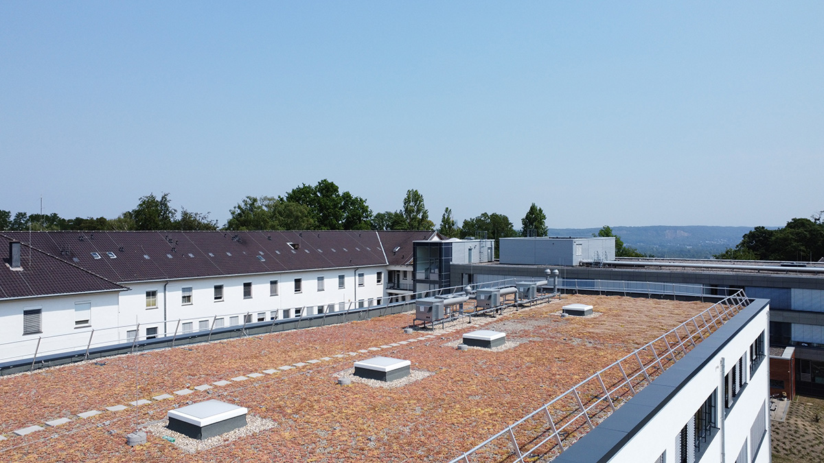 Neubau Bildungszentrum UKB - DAKON GmbH & Co. KG